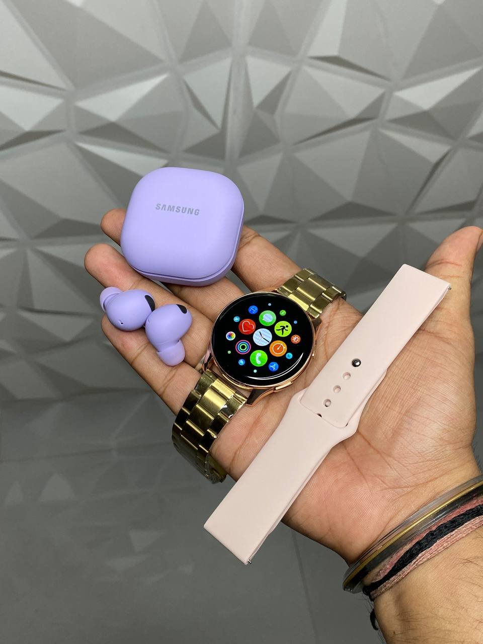 Samsung COMBO (Active 2 + Buds 2 pro) - Urban Crates